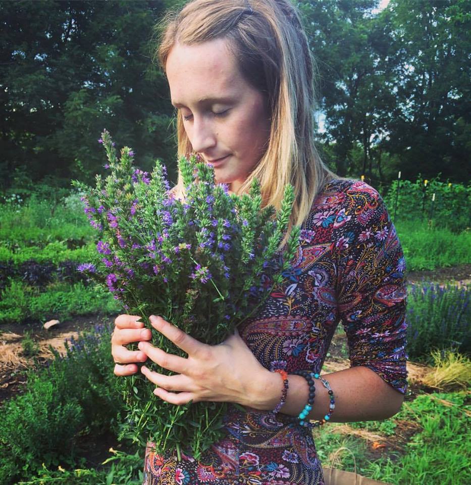 Be Holistic: A Wellness Series with Steph Mullis – The Leek & The Carrot
